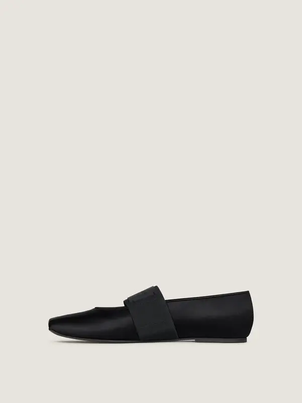 Givenchy Sliced Square Ballet Flats - Black