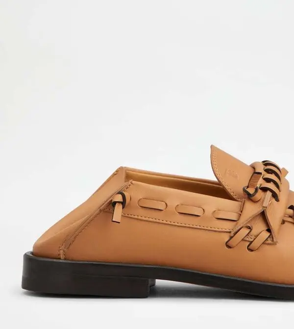 TOD'S Braided Loafers With Knot Detailing