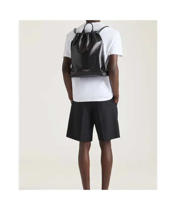 Givenchy Antigona Backpack In Grained Shiny Leather - Black