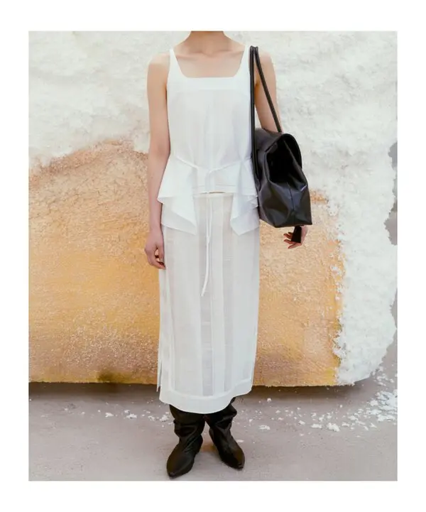 LOW CLASSIC Sleeveless Tie Detail Blouse