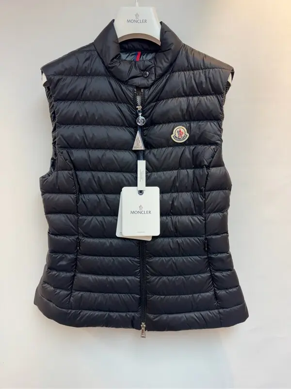 Moncler Igens Zip-up Padded Gilet - Black