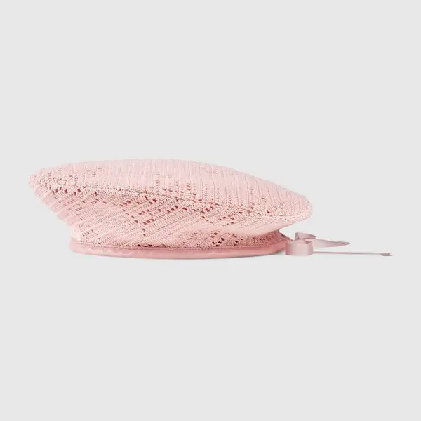 Gucci Gg Crochet Beret With Satin Bow Detail