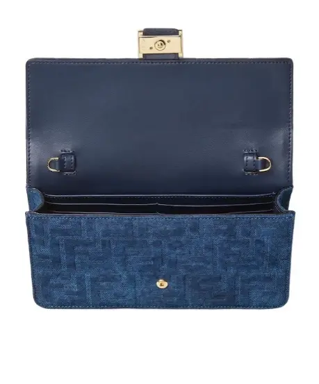 Fendi Baguette Ff Flocked Chained Wallet - Blue