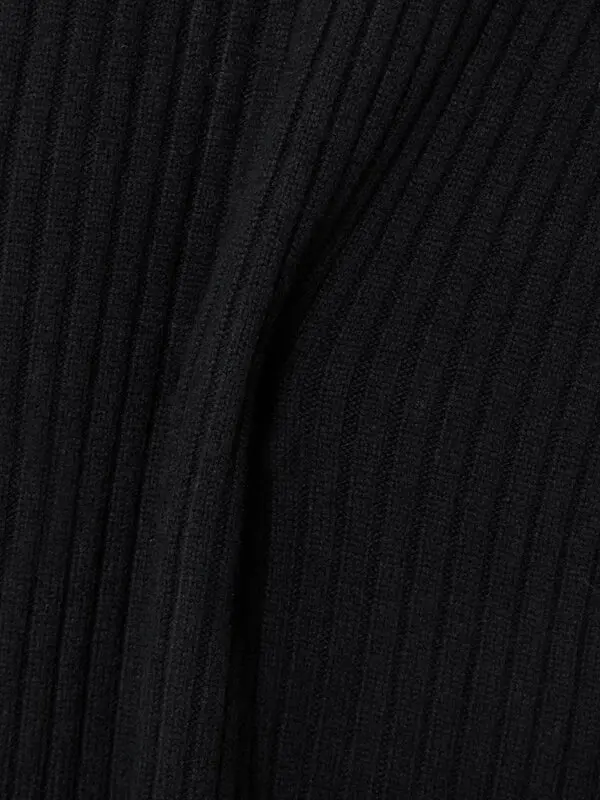 Arch4 Ribbed Knit Maxi Skirt