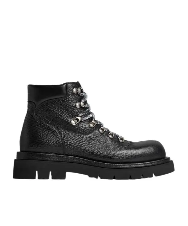 Bottega Veneta Lug Hiking Ankle Boots - Black