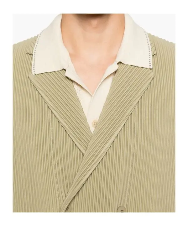 Issey Miyake Pleated Button-down Jacket - Nude