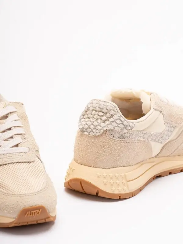 AUTRY Logo Printed Lace-up Sneakers - Ecru/rock