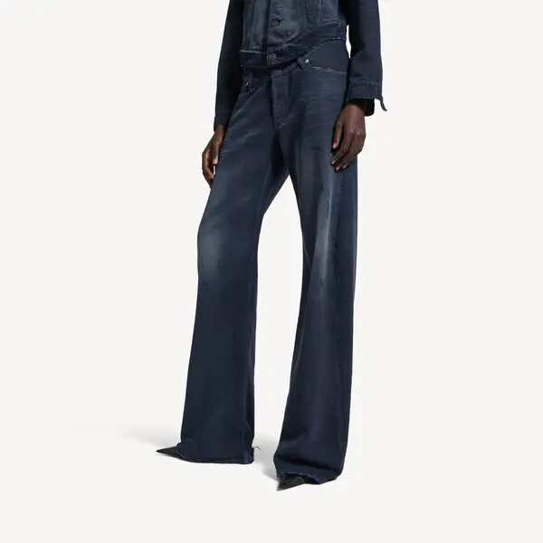 Balenciaga Curved Waist Jeans - Black