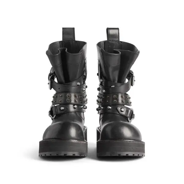 Balenciaga Buckle Detailed Leather Boots