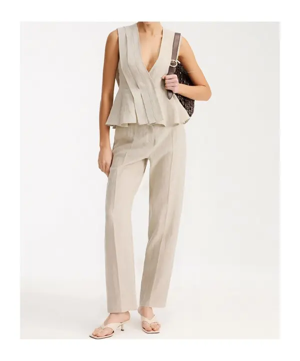 Marella Sleeveless V-neck Top With Front Pleats