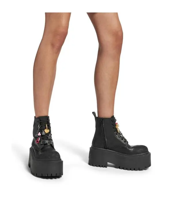 Balenciaga Strike Charm Platform Boots - Black