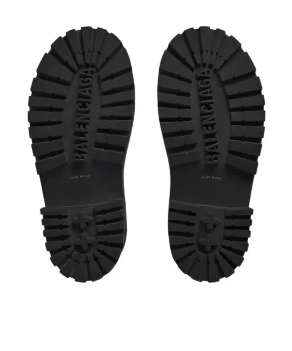 Balenciaga Strike Charm Platform Boots - Black