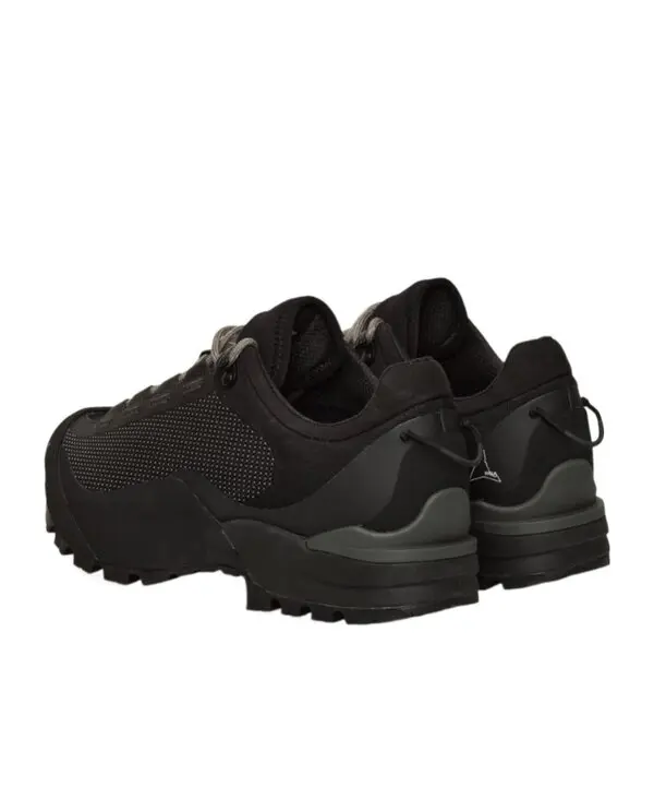 ROA Hida Low Reflective Trekking Sneakers - Black