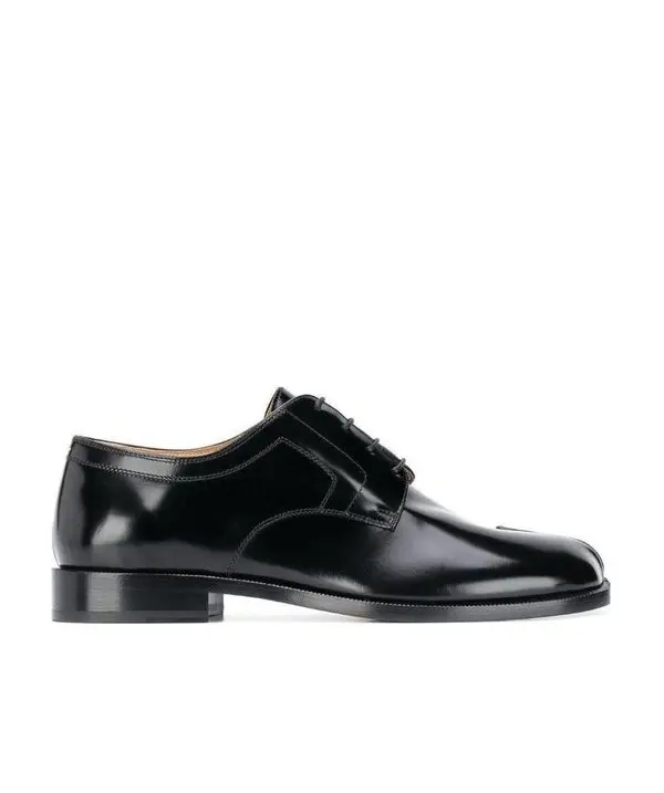 MAISON MARGIELA Tabi Lace-up Shoes