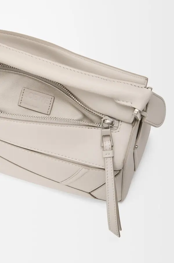 Loewe Puzzle Shoulder Bag - Light Ghost