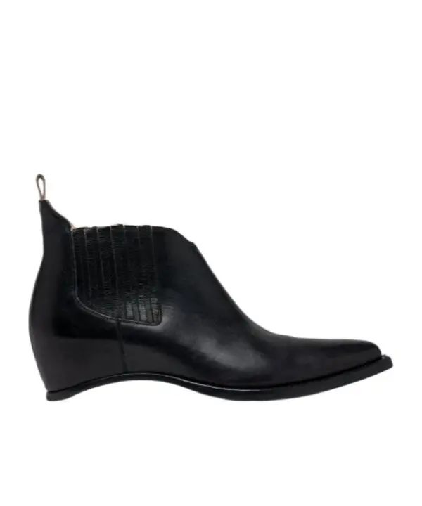 MAISON MARGIELA Heel-less Western Chelsea Boots In Vintage Leather - Black