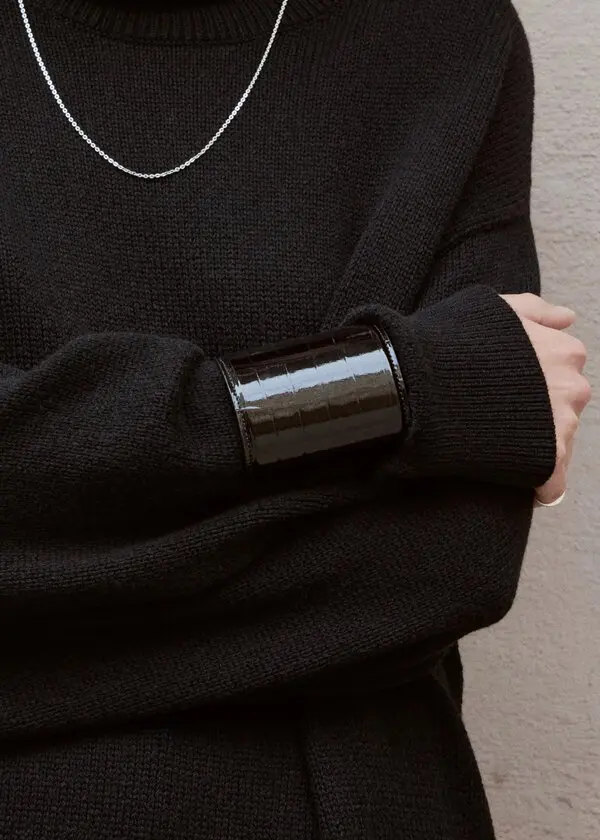 TOTEME Long Embossed Leather Cuff