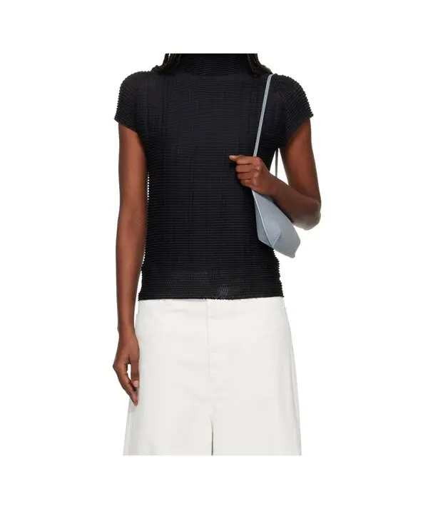 Issey Miyake Pleated Short-sleeved T-shirt - Black