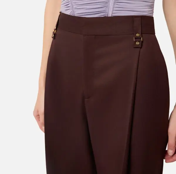 Elisabetta Franchi Pleated Bermuda Shorts With Rivet And Ring Detail - Cocoa