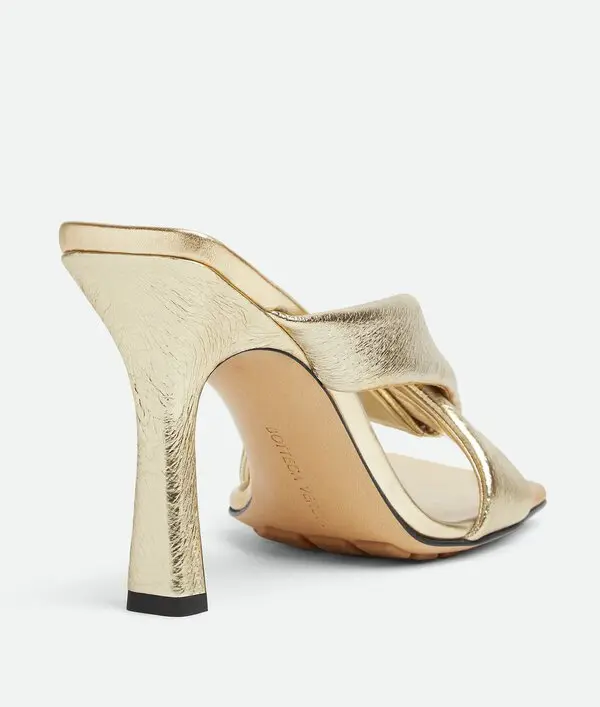 Bottega Veneta Riva Mules In Laminated Lambskin