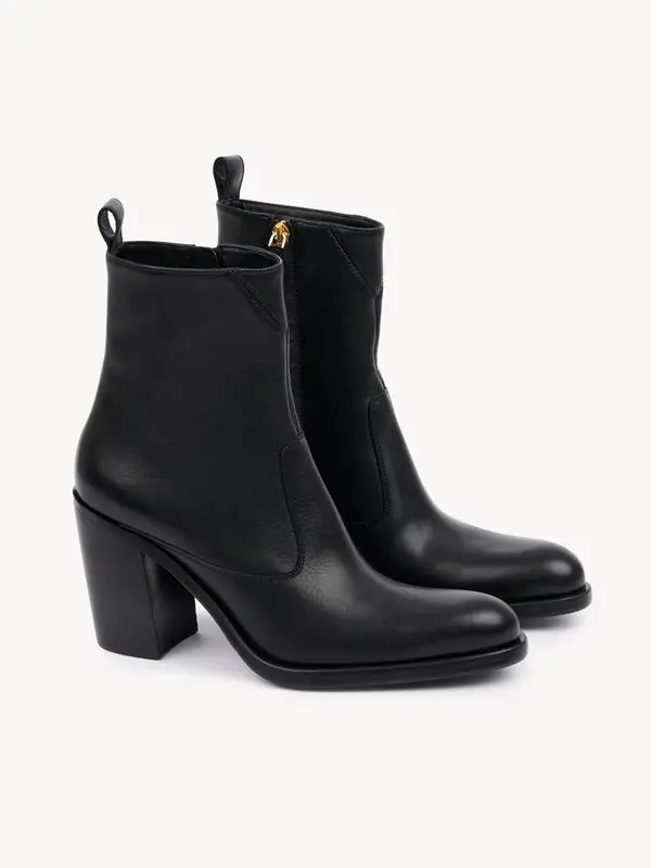 Chloé Phoenix Ankle Boots - Black