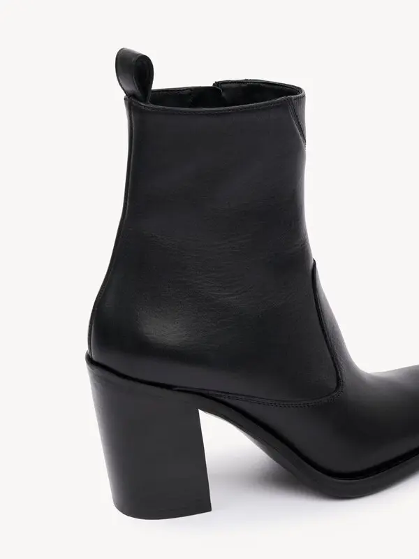 Chloé Phoenix Ankle Boots - Black