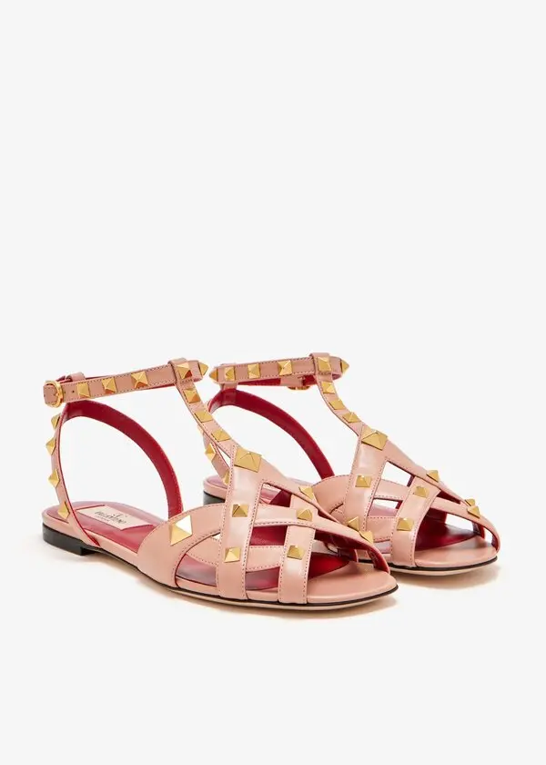 Valentino Garavani Studded Buckled Sandals - Nude