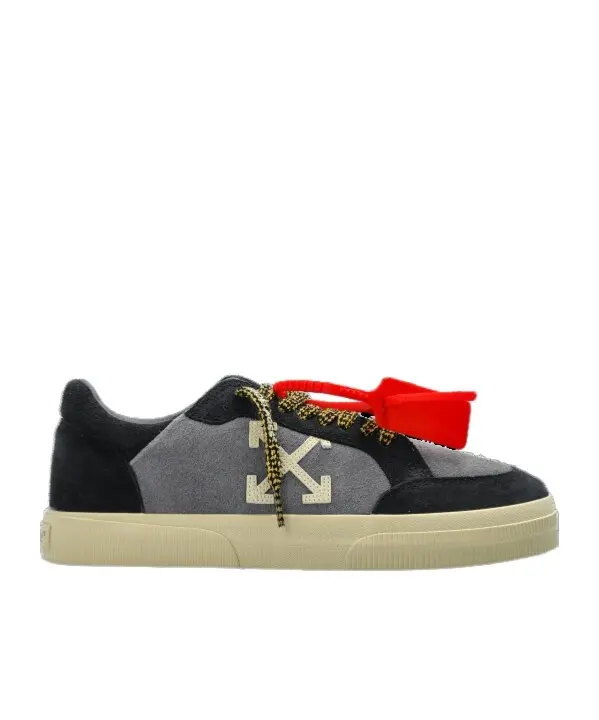 Off-White Logo Patch Lace-up Sneakers - Multicolor