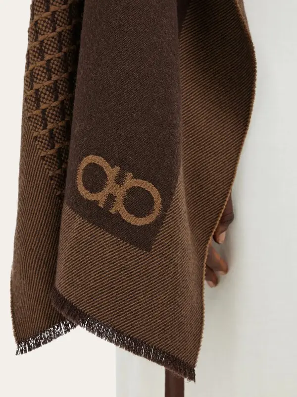 FERRAGAMO Jacquard Patchwork Wool Cape - Camel/espresso