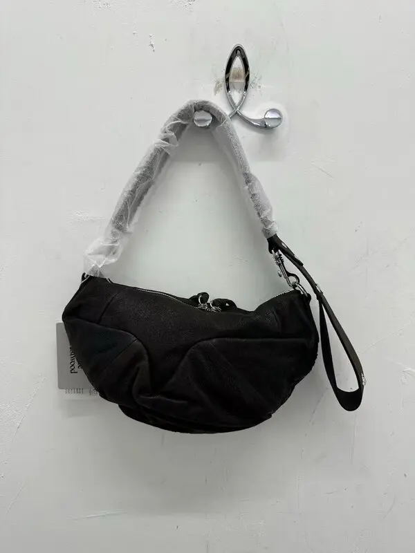 VIVIENNE WESTWOOD Zippered Shoulder Bag