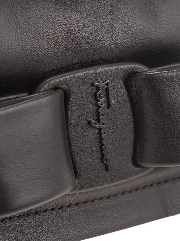 FERRAGAMO Logo Wallet