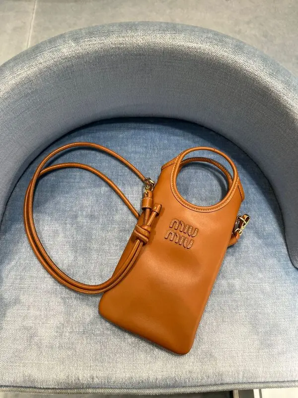 Miu Miu Logo-detailed Smartphone Case