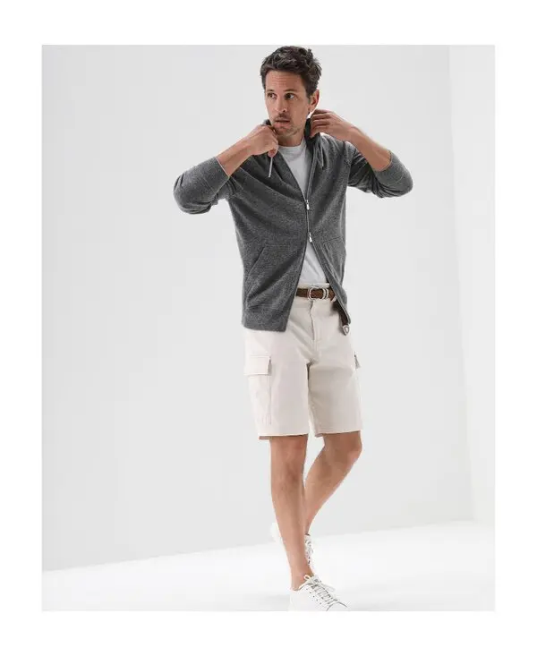 Brunello Cucinelli Cargo Shorts With Side Flap Pockets - White