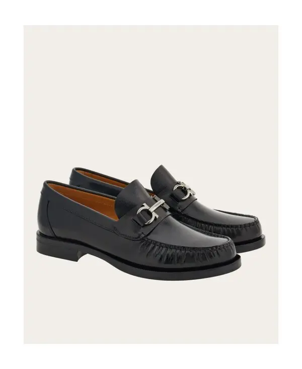 FERRAGAMO Gancini Detail Slip-on Loafers - Black