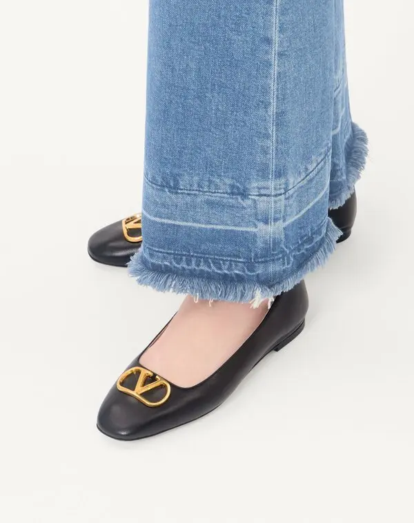 Valentino Garavani Vlogo Signature Slip-on Ballet Flats - Black