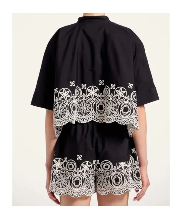 La DoubleJ Embroidered Cropped Shirt