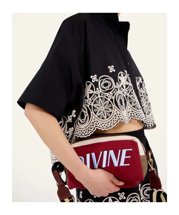 La DoubleJ Embroidered Cropped Shirt