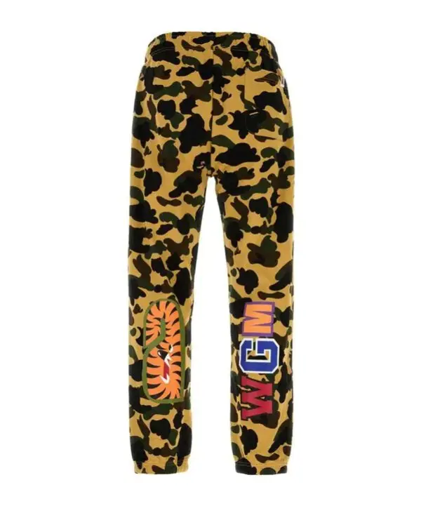 A BATHING APE 1st Camo Shark Sweatpants - Yellow