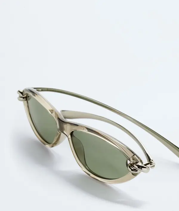 Bottega Veneta Knot Cat Eye Sunglasses - Beige