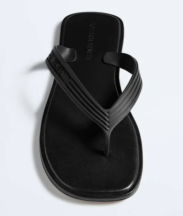 Bottega Veneta Sampieri Thong Sandals - Black