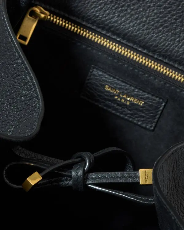 Saint Laurent Le 5 À 7 Bea Small Shoulder Bag
