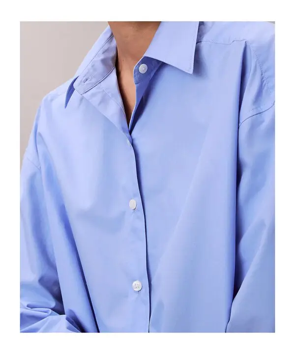 Calvin Klein Cropped Button-up Shirt With Drop Shoulders - Hydrangea