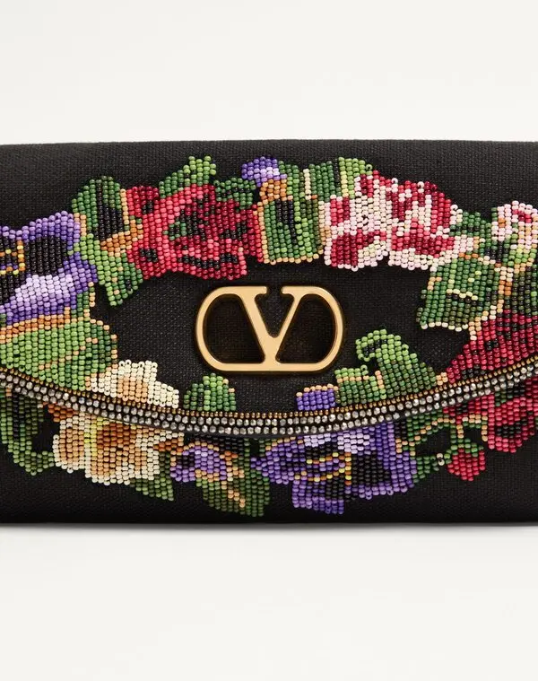 Valentino Garavani Embroidered Shoulder Bag - Black/multicolor
