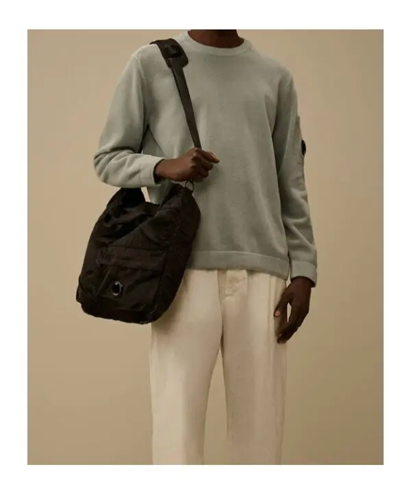 C.P. COMPANY Crew Neck Sweater With Lens Detail - Silver-blue
