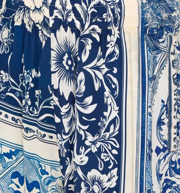 IH NOM UH NIT Baroque Print Shorts
