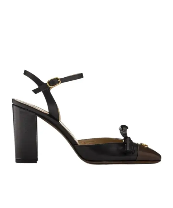 Valentino Garavani Valet Du Roi Pumps In Kidskin
