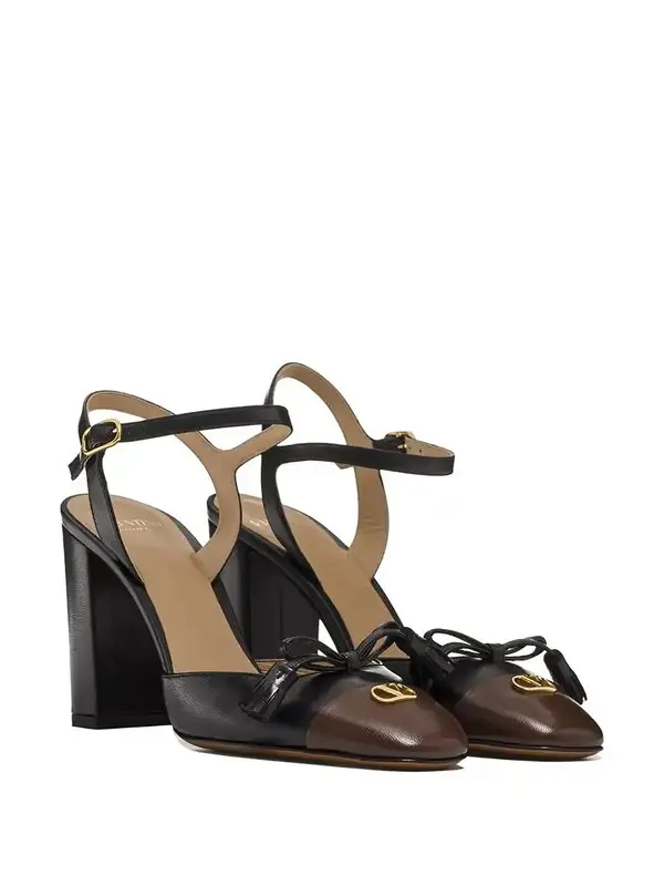 Valentino Garavani Valet Du Roi Pumps In Kidskin