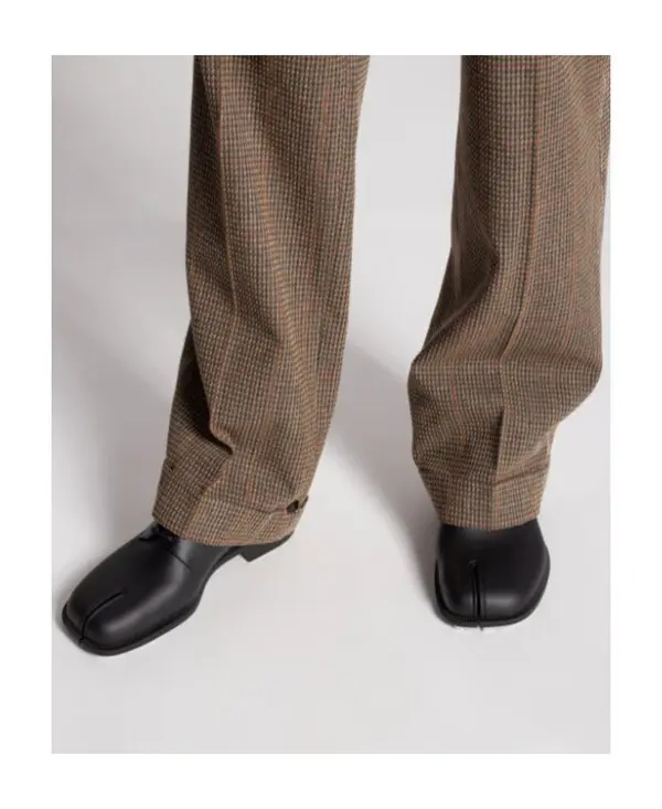 MAISON MARGIELA Tabi Lace-up Shoes