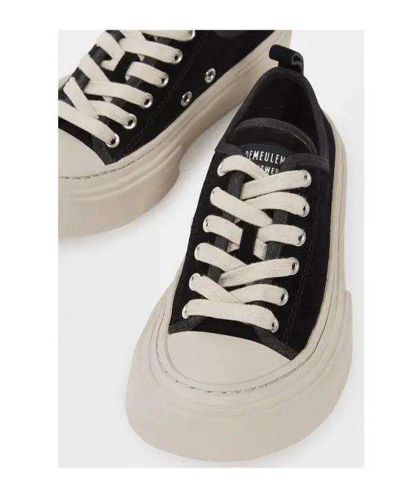 ANN DEMEULEMEESTER Contrast Sole Low-top Sneakers