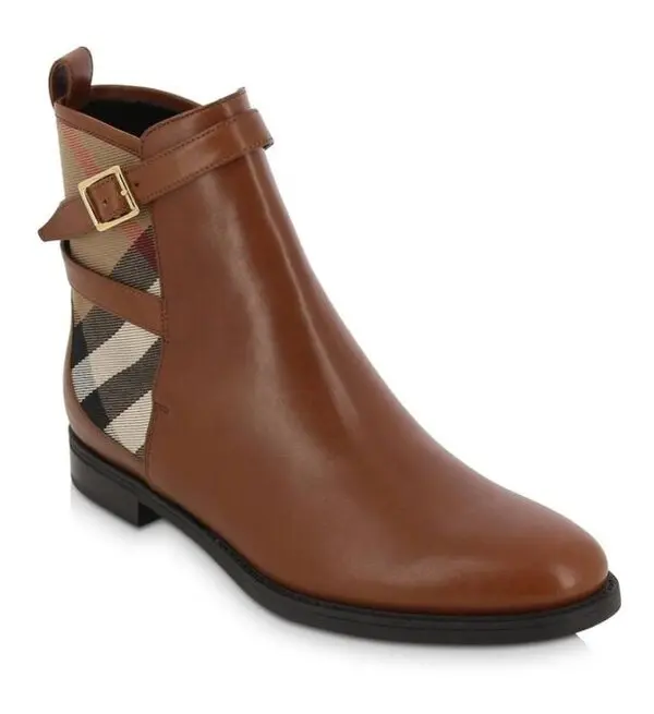 Burberry Logo Short Boots - Brown
